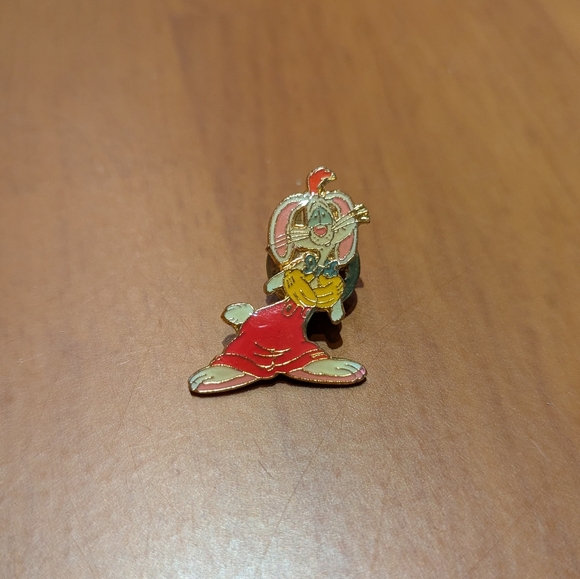 Disney | Other | Vintage 8s Disney Who Framed Roger Rabbit Pin 987 ...